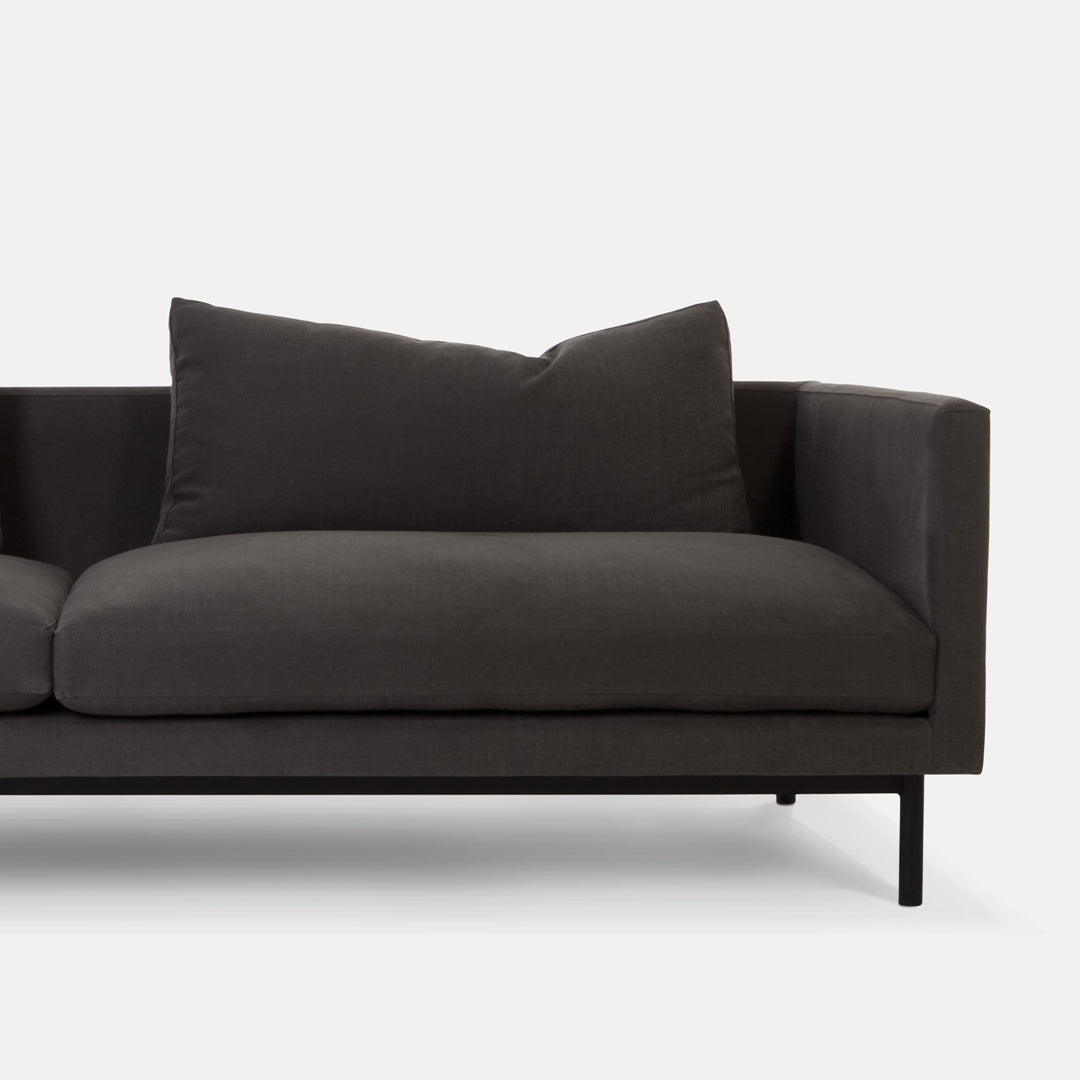 Bo Sofa – Tonic Design